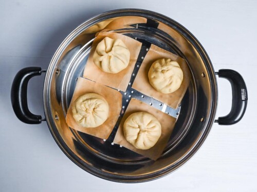 Nikuman (Japanese Steamed Pork Buns) - Sudachi Recipes