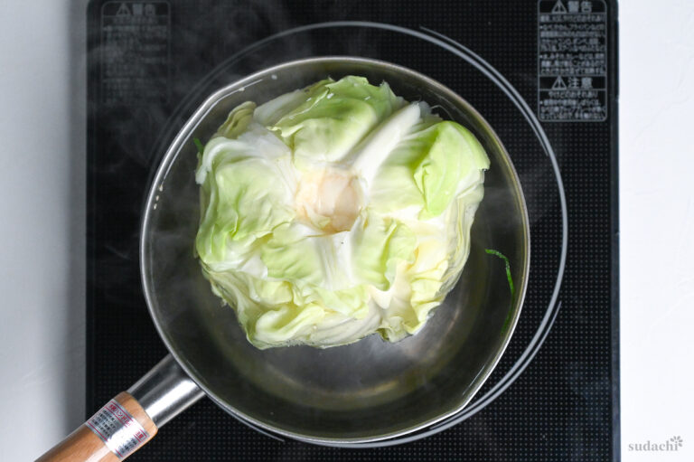 Japanese Style Cabbage Rolls (Roru Kyabetsu)