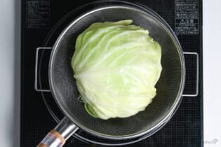 Japanese Style Cabbage Rolls (Roru Kyabetsu) | Sudachi