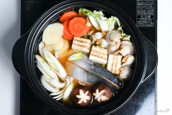 Ishikari Nabe (Hokkaido's Miso & Salmon Hotpot) | Sudachi