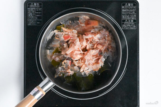 How to Make Kombu Bonito Awase Dashi Stock | Sudachi