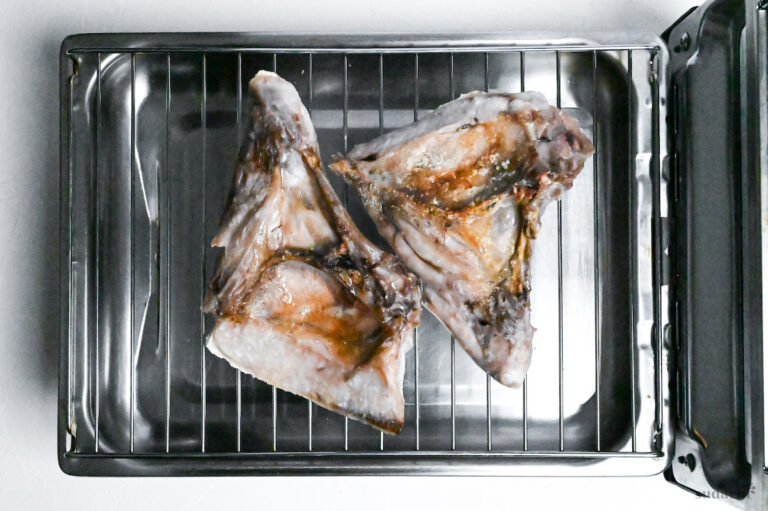 Hamachi Kama Shioyaki (Grilled Yellowtail Collar) | Sudachi