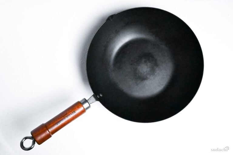 Buta Kimuchi Itame (Pork and Kimchi Stir Fry) | Sudachi
