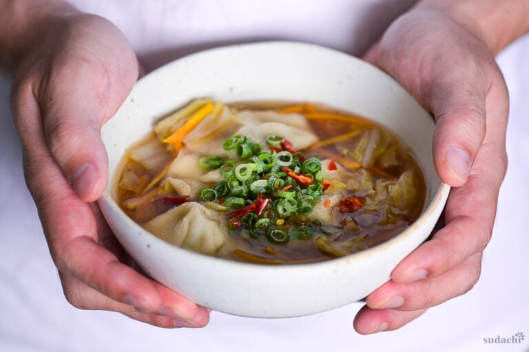 Easy Gyoza Soup (Japanese Dumpling Soup) | Sudachi