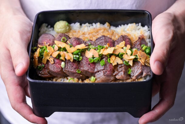 Beef Steak Ju (Japanese-Style Beef Steak Rice Box) | Sudachi